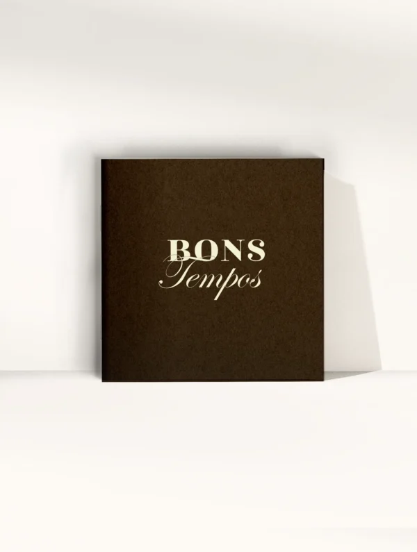 Bons Tempos – Memória Adesiva | Álbum de Figurinhas